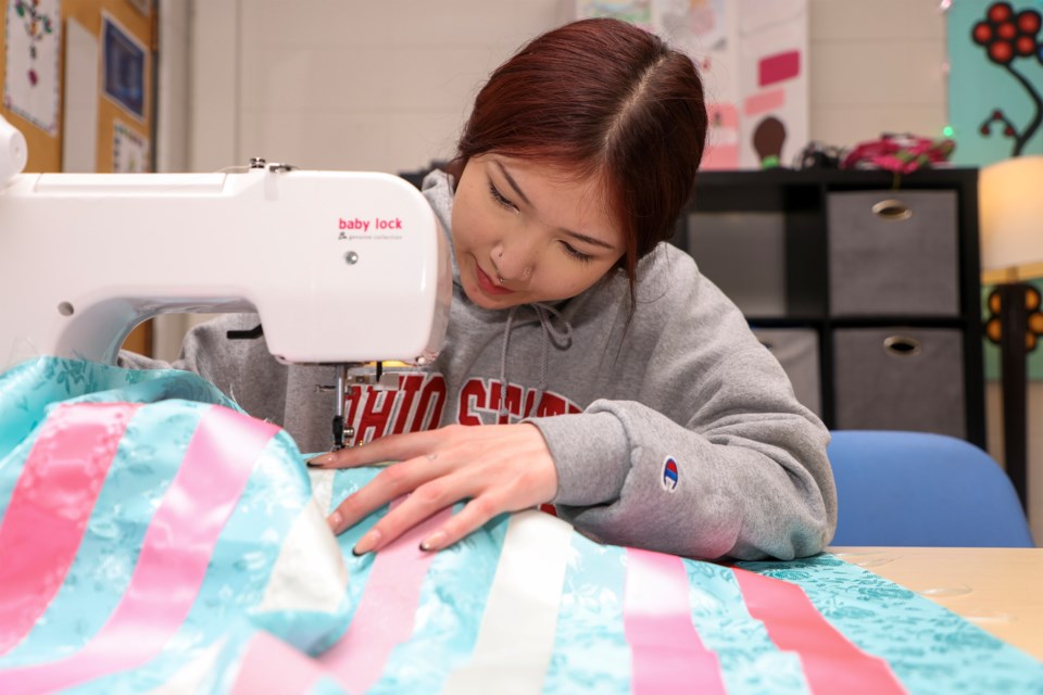 'It's healing': Powwow academy strengthens identity, culture for Mînî ...